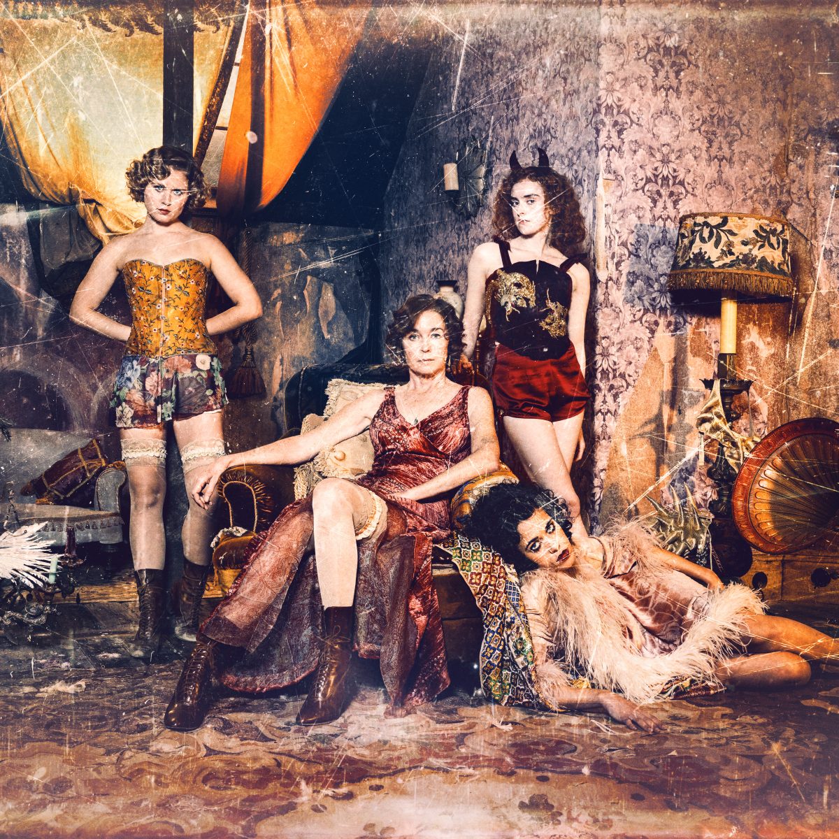 Dope Girls | Bad Wolf