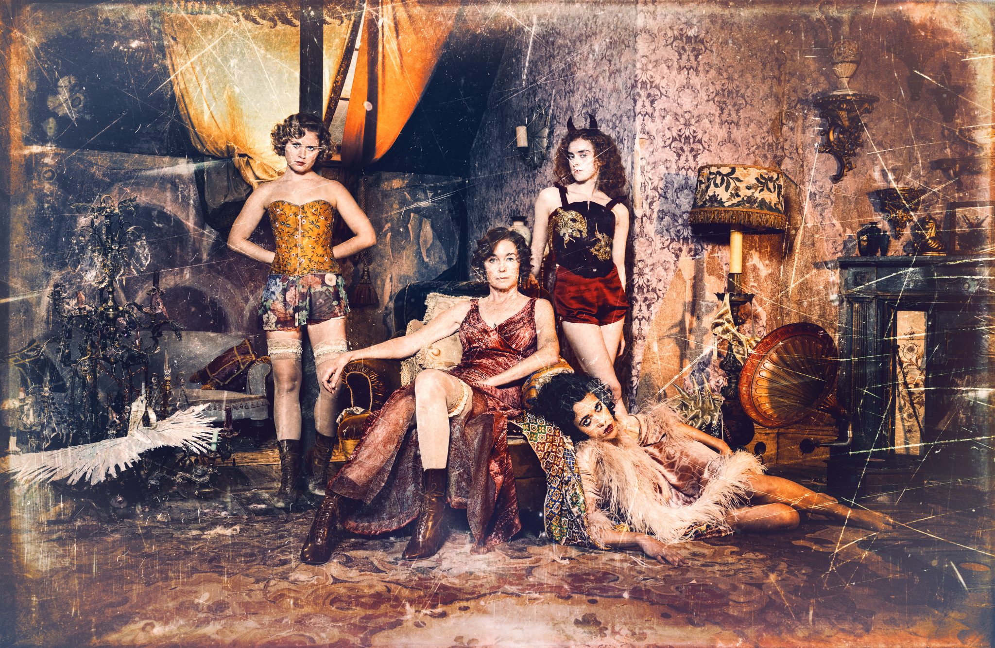 Dope Girls | Bad Wolf